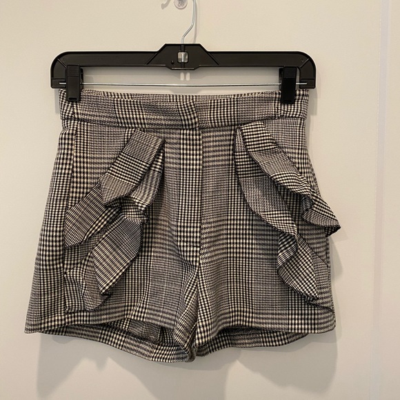 Zara | Shorts | Zara Ruffle Plaid Shorts | Poshmark